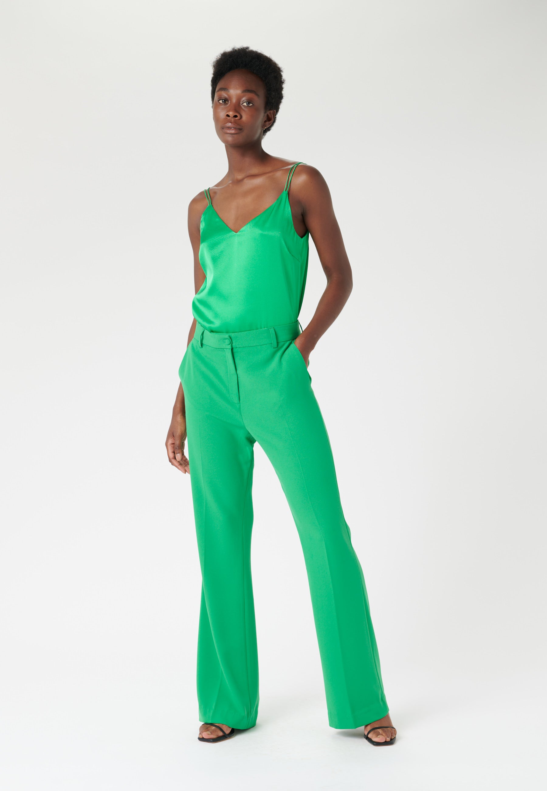 AVENA - Parakeet | Silk Top | Dea Kudibal